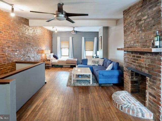 988 N 2nd St, Unit 3, Philadelphia, PA 19123 | Compass