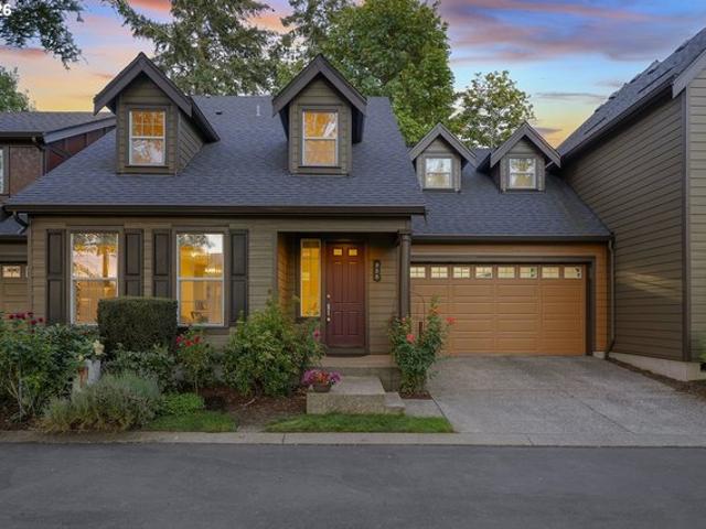 988 NE 73rd Ave, Hillsboro, OR 97124
