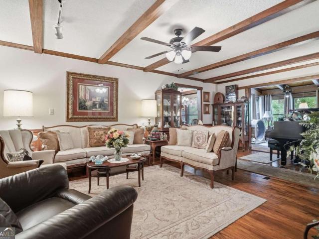 988 Woodland