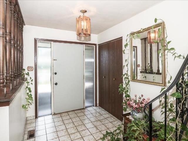 988 Tiverton Court