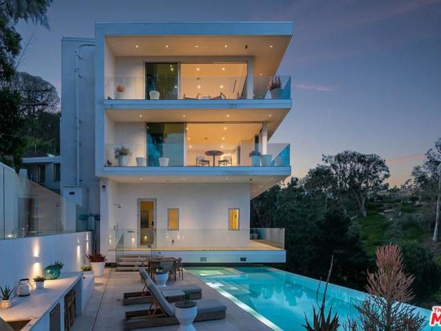 9894 Beverly Grove Dr, Beverly Hills, CA 90210