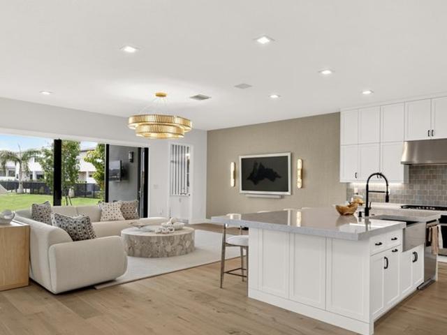9898 Juniper Bay Ave, Boca Raton, FL 33434