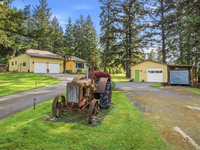 9890 SW Grabhorn Rd, Beaverton, OR 97007