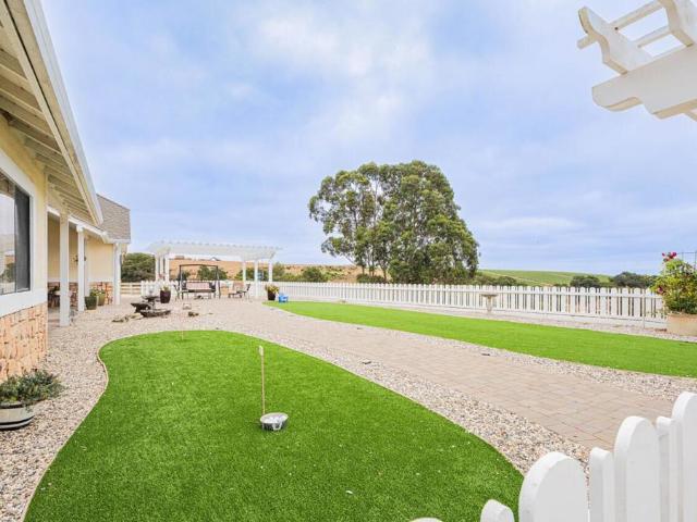 9891 Equestrian Place