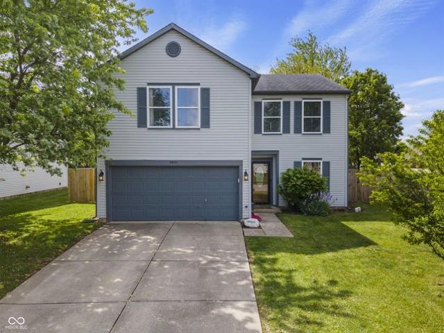 9891 Sapphire Berry Ln, Fishers, IN 46038