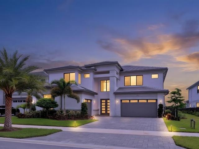 9892 Migration Pt, Palm Beach Gardens, FL 33412
