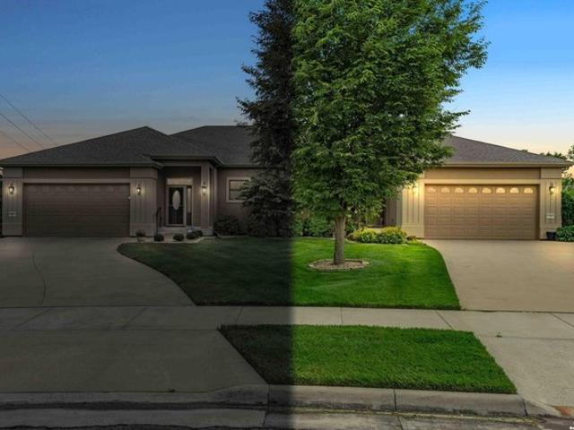 989 Coving Dr, Lawrence, KS 66049