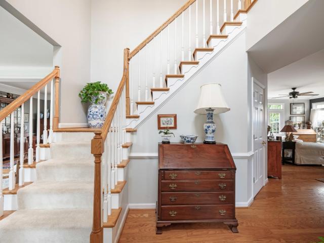 989 clearfields ln