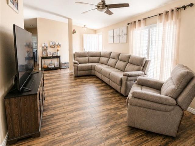 989 Bettina Way, San Jacinto, CA 92582