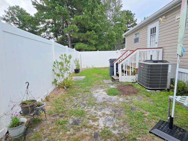 989 Jamestown Rd
