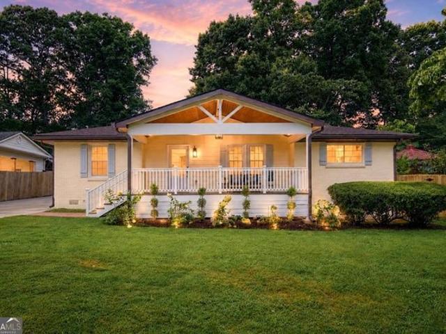 989 Oakview Dr SE, Smyrna, GA 30080