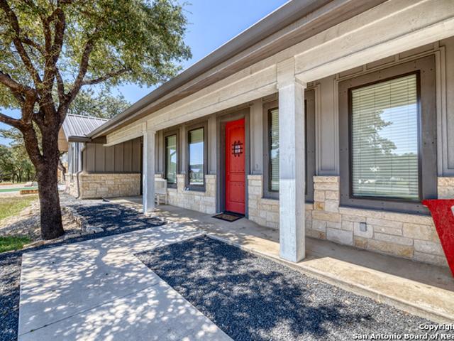 989 Mountain Valley Drive