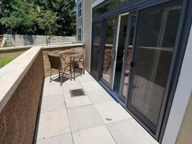 989 S Buchanan Street # 211