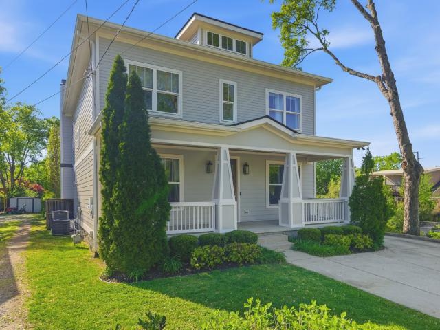 98 44th Ave N