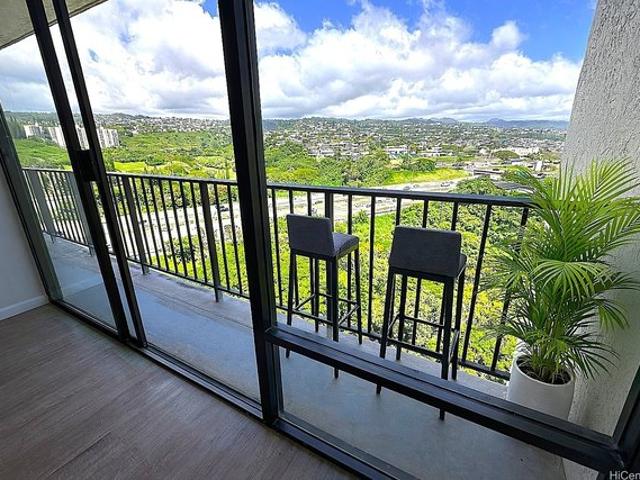 98 500 Koauka Loop Apt 20F, Aiea, HI 96701