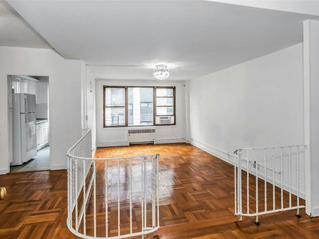 98 50 63rd Drive 5F