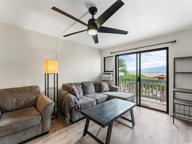 98 660 Moanalua Loop Apt 277, Aiea, HI 96701