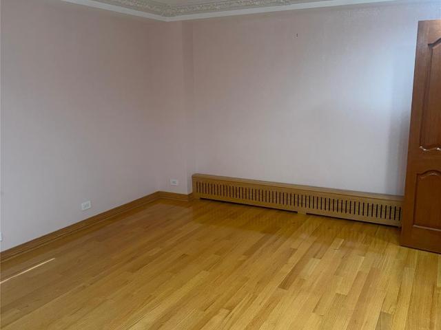 98 05 63rd Road 4k