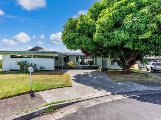 98 1712 Laauhuahua Way, Pearl City, HI 96782