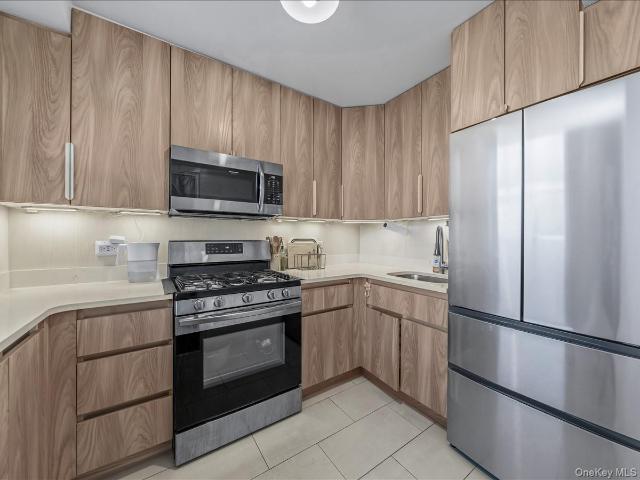98 20 62nd Drive, Unit 15G | Compass