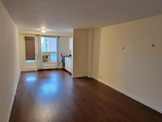 98 20 62nd Drive 9N