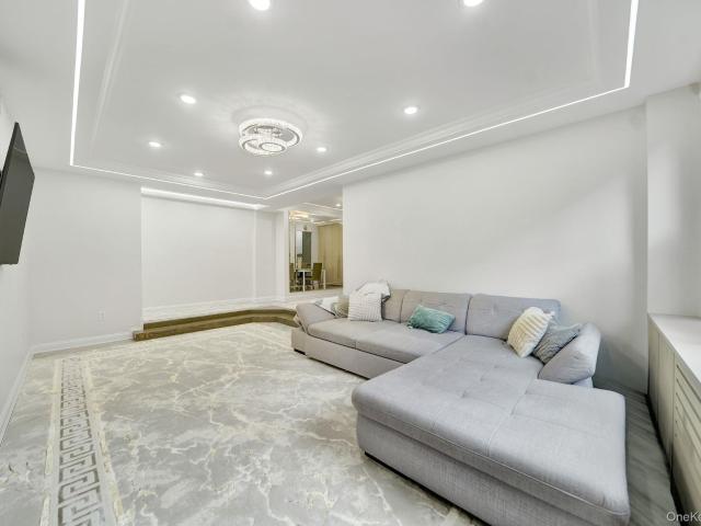 98 25 64th Road 2B