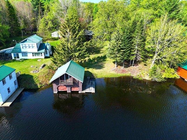 98 W Side Rd, Owls Head, NY 12969