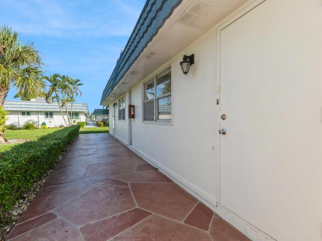 98 Waterford D, Unit E, Delray Beach, FL 33446 | MLS #R11162 | Compass