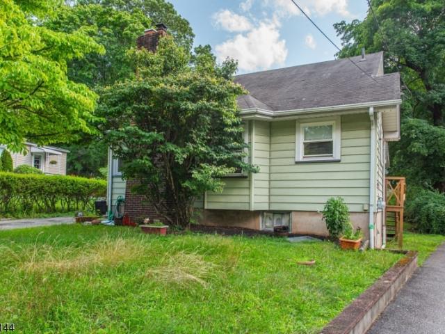 98 Westville Ave