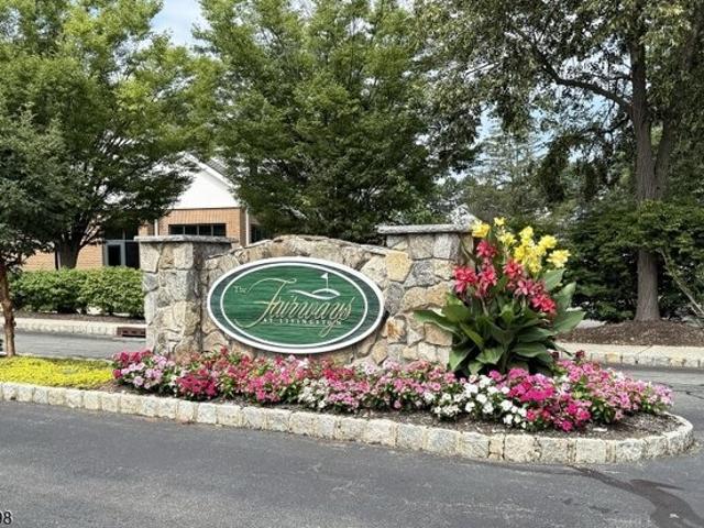 98 Winged Foot Dr, Livingston, NJ 07039