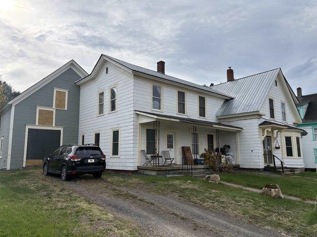 98 Williams St, Lyndon, VT 05851