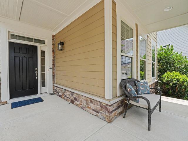 98 Woods Manor Lane