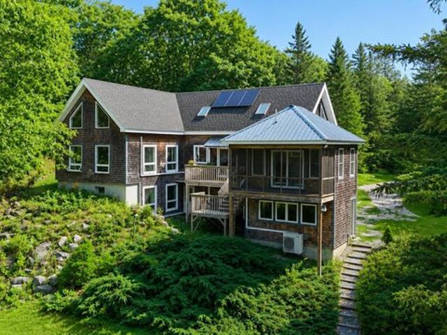 98 Bagaduce Ln, Sedgwick, ME 04676