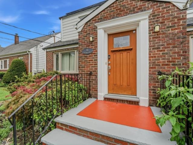 98 Baldwin Pl # 2