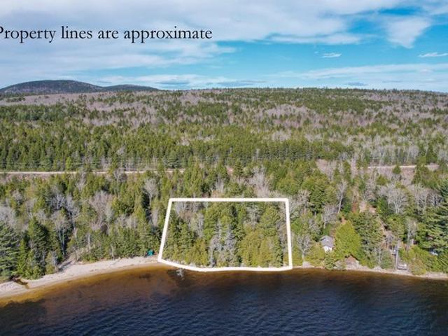 98 Beavers Rd, Sullivan, ME 04664