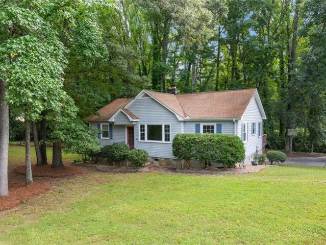 98 Blue Ridge Dr, Clemson, SC 29631