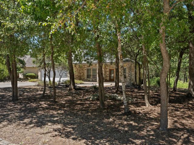 98 Brookhollow Dr