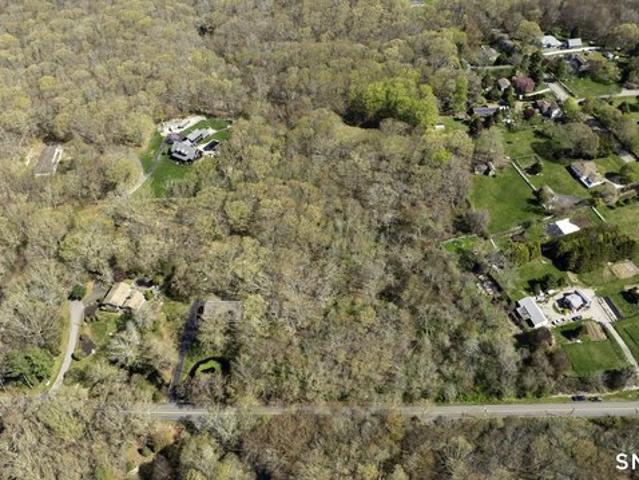 98 Braman Rd, Waterford, CT 06385