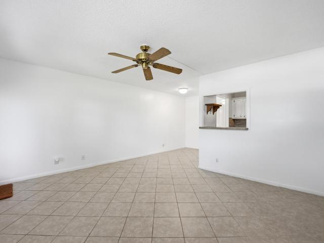 98 Cambridge E, West Palm Beach, FL 33417 | MLS #B26039