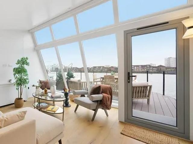 98 Cheyne Walk, London, SW10 0DF, United Kingdom | 2 bed house for rent #167230799 | Rentberry