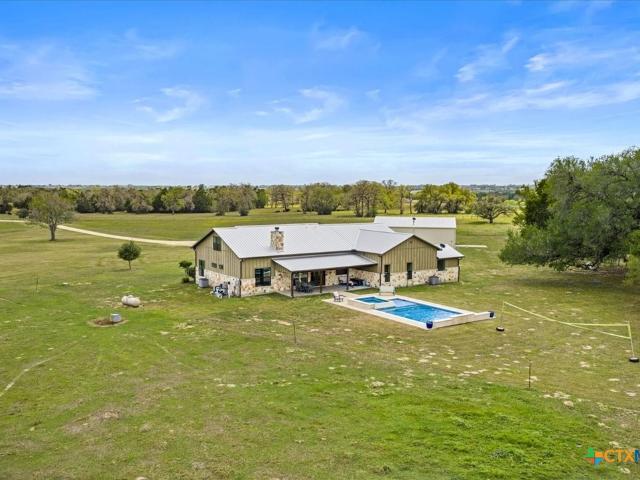 98 County Road 957b