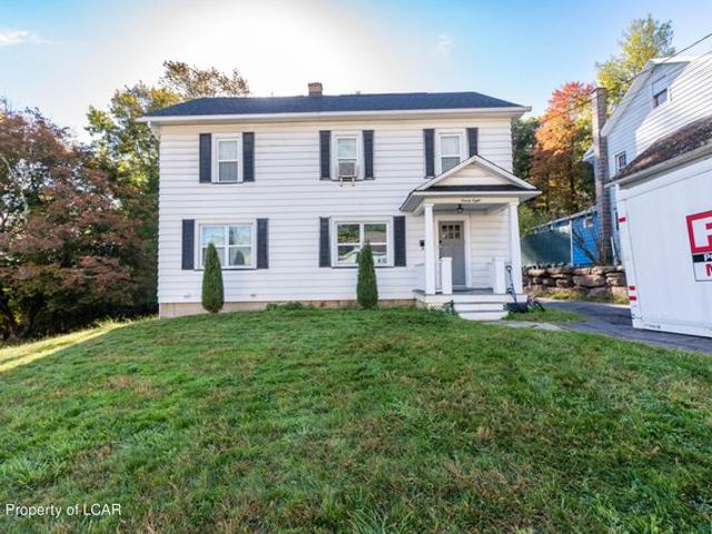98 Davis St, Shavertown, PA 18708
