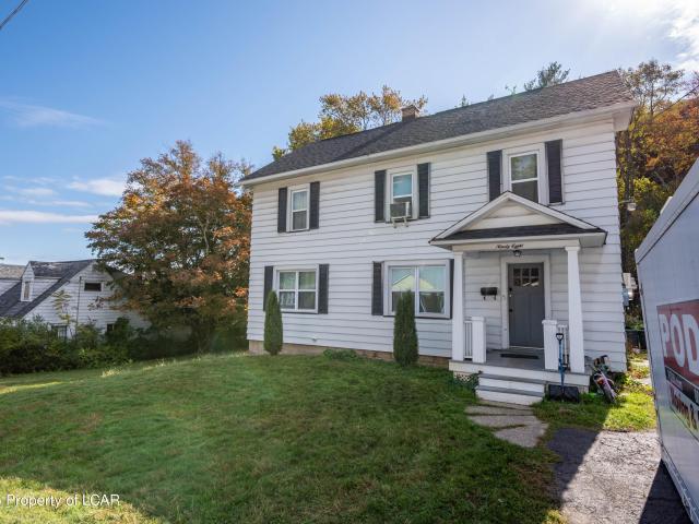 98 Davis Street