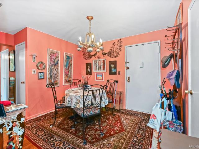 98 Dehaven Dr, Unit 2B, Yonkers, NY 10703 | MLS #981565 | Compass