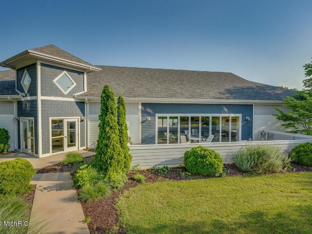 98 Diamond Point Lane