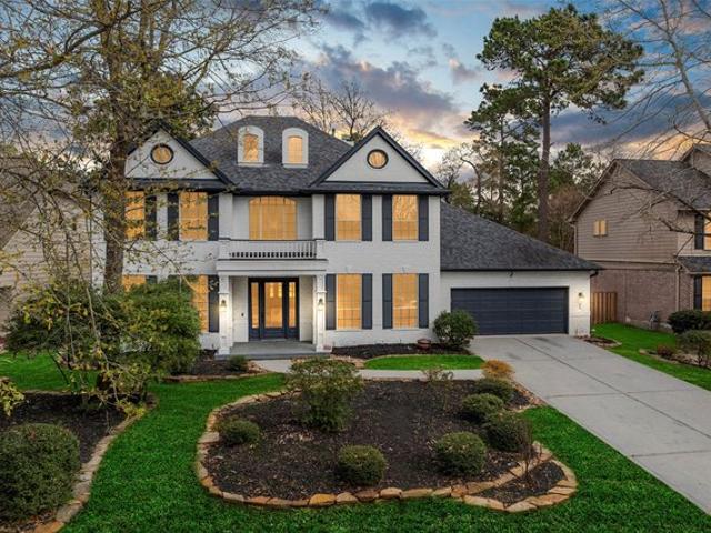 98 E Beckonvale Cir, The Woodlands, TX 77382