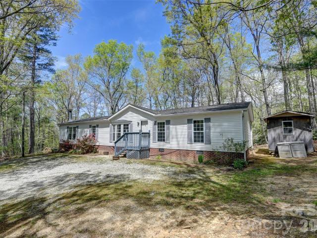 98 Fork Ridge Ln, Hendersonville, NC 28792 | MLS #4369 | Compass