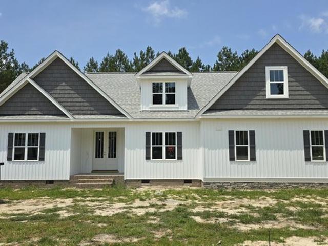 98 Freedom Ridge Dr, Smithfield, NC 27577
