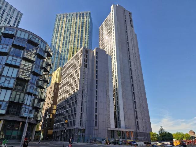 98 Greengate, Salford M3, 2 bed flat to rent, £1,500 pcm | PrimeLocation