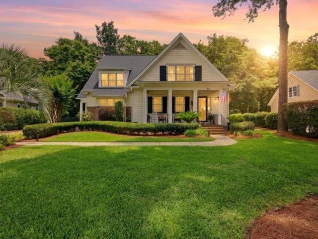 98 Hunters Oak Ct, Pawleys Island, SC 29585